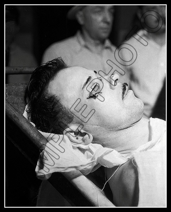 John Dillinger Photo 8X10 - 1934 Dead On The Slab - Buy Any2 Get 1 Free